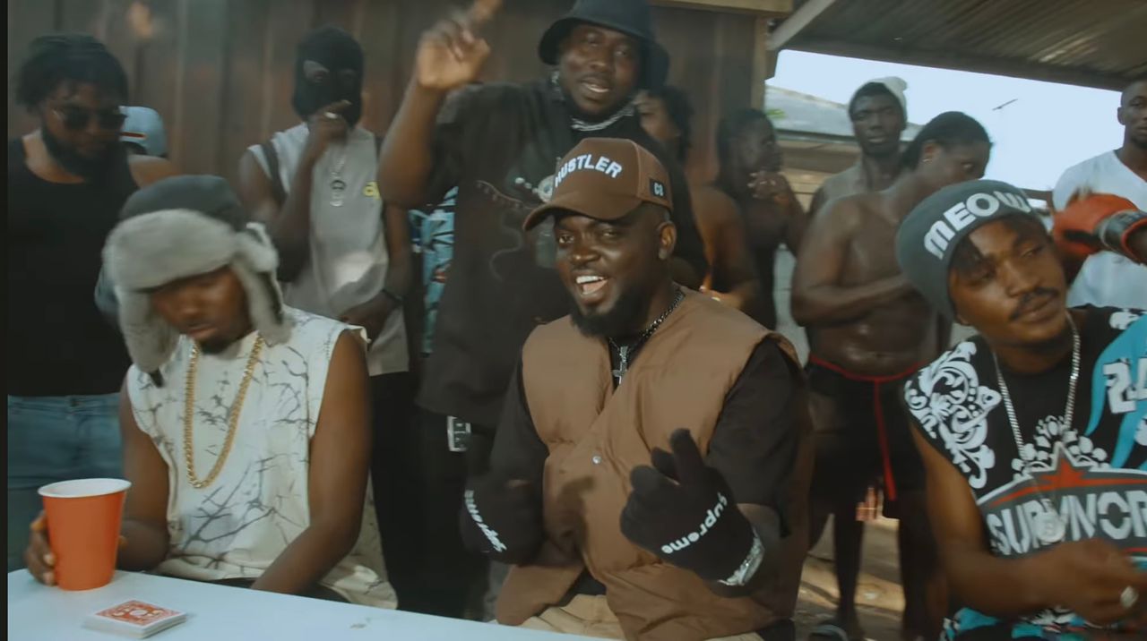 Coffee Walabi - Real Hustler ft Mornin Tee, Bazuka & La Lovey — GhMusicHype